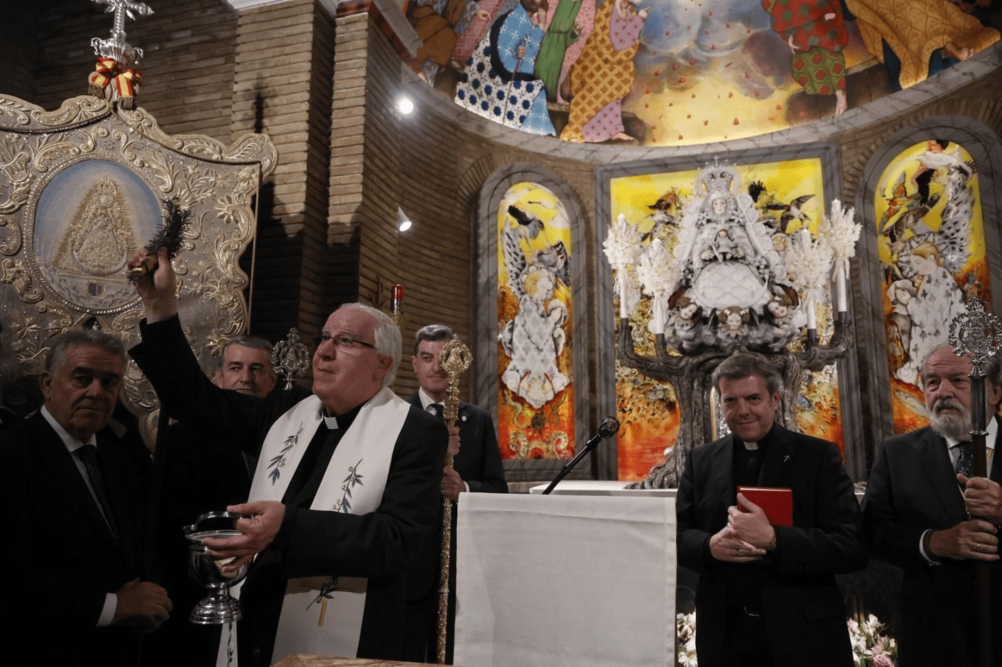 La nueva capilla del Virgen del Rocío – PASIÓN Y ESPERANZA